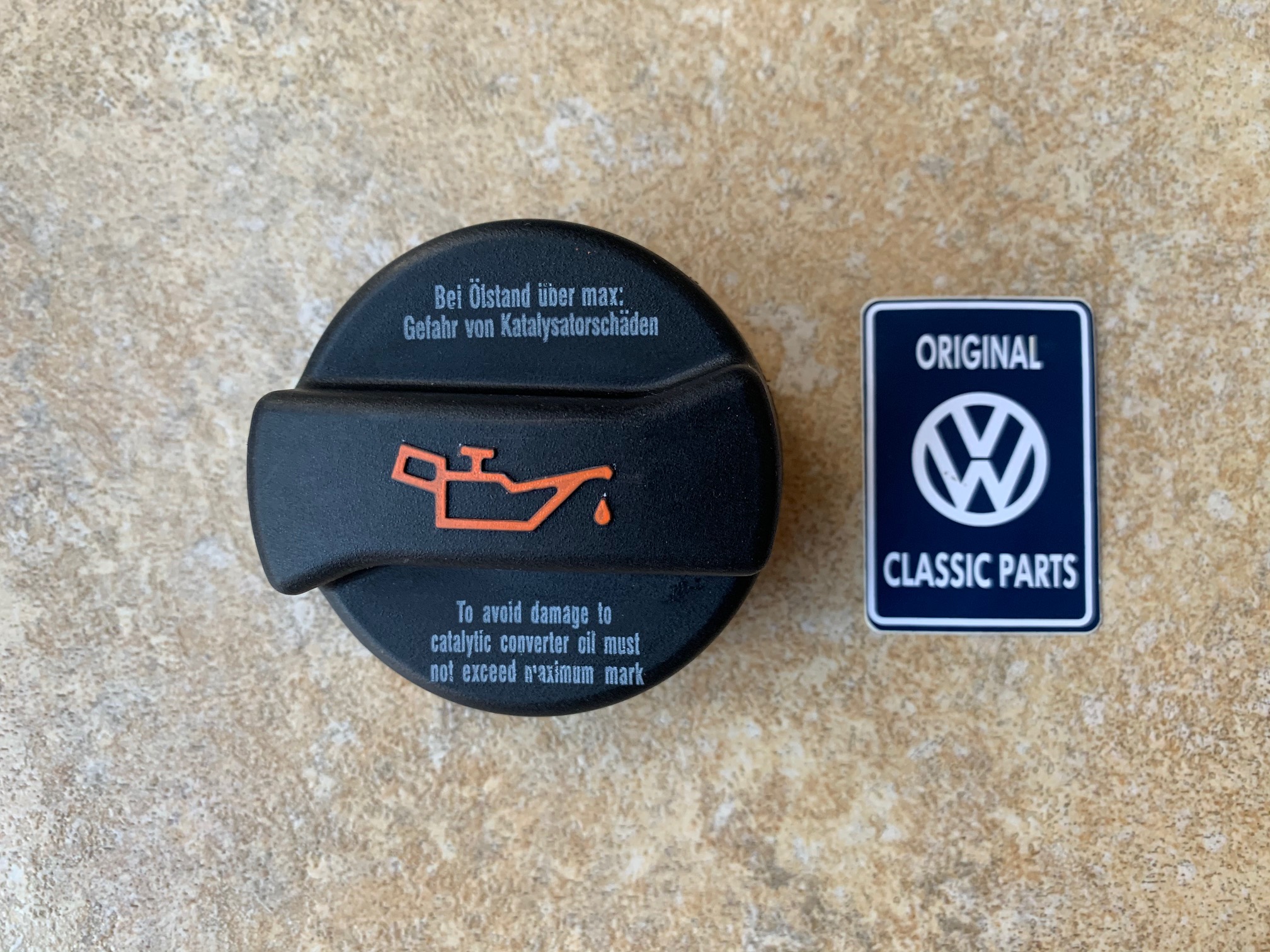 Oil Cap 06A103485F – VW Golf 1