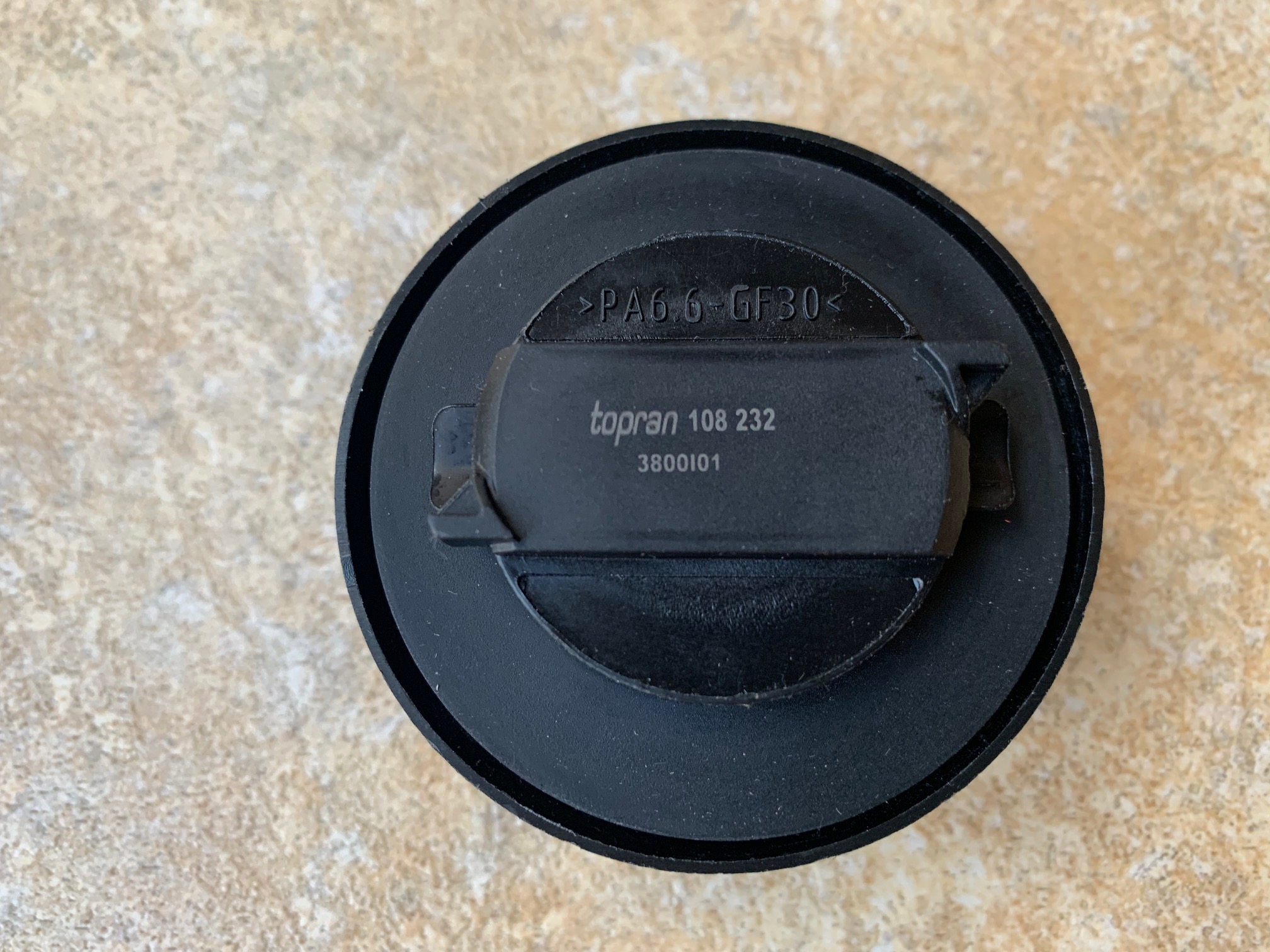 Oil Cap 06A103485F – VW Golf 1